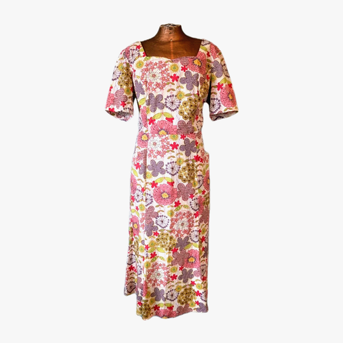 Retro Vintage Flower Power Mod Floral Dress with Sweetheart Neckline ...