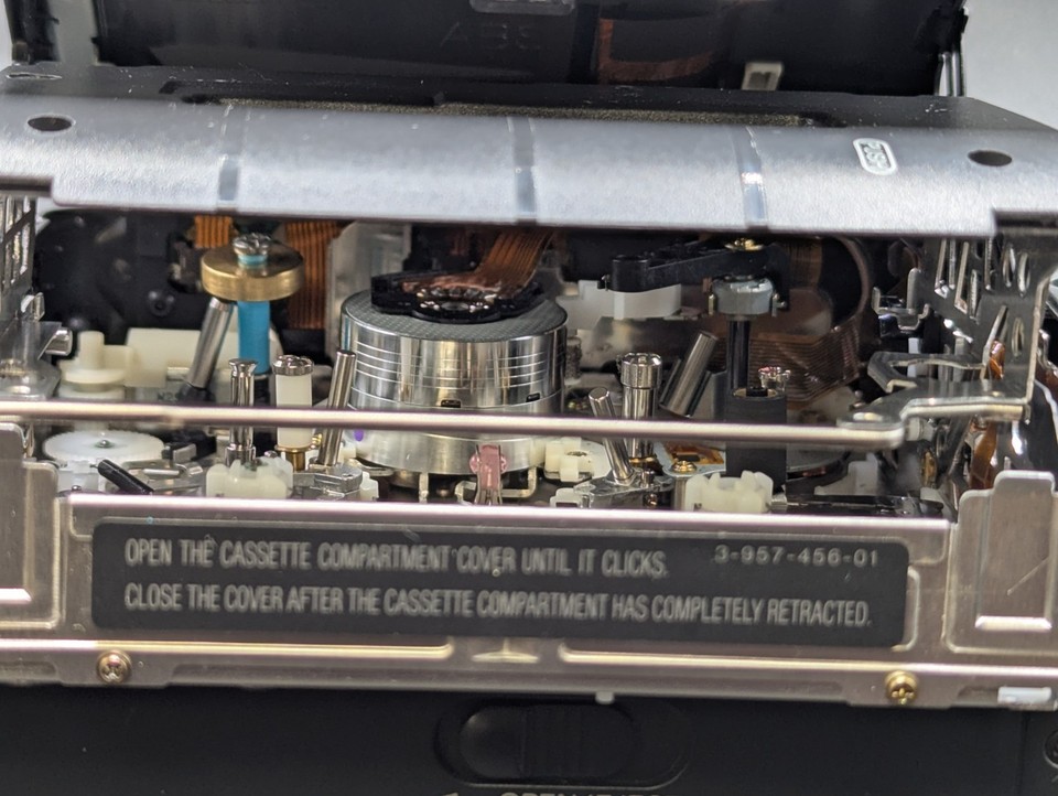 Sony CCD-SC5 Handycam 8MM Video Camcorder Made in Japan Rare - Tested ...