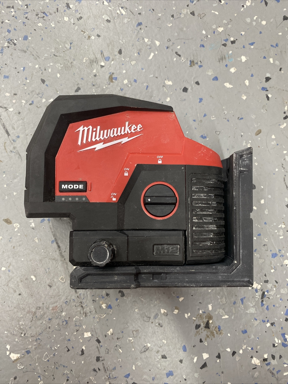 Milwaukee 3622-20 M12 Green Laser Level - Red/Black 45242568345 | eBay