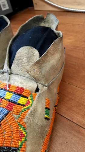 Antique Native American Beaded Crow Moccasins c1900s Keyhole Design ...