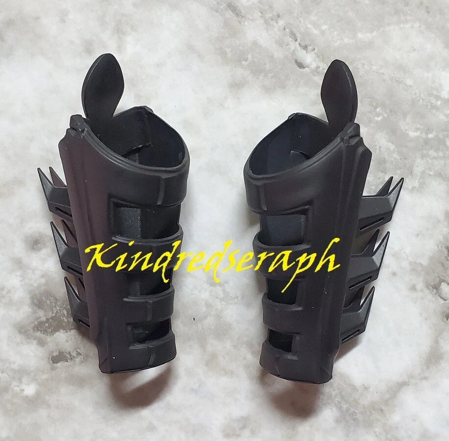 Batman Forearm Blades