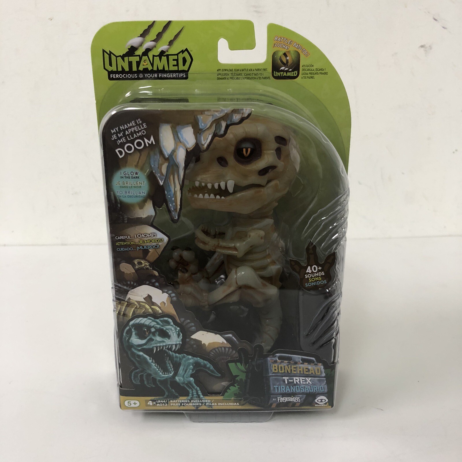 New - Fingerlings Untamed DOOM Bonehead T-Rex Glow in the Dark Dinosaur ...