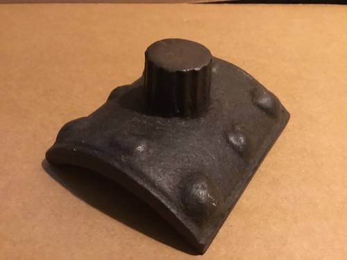 Vintage Cast Iron Knee Warmer Nut Cracker-Anvil Style | eBay