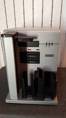 RIMAGE 2000i Model RAS 16 P/N 520102-320 Système de gravure de CD/Blu ...