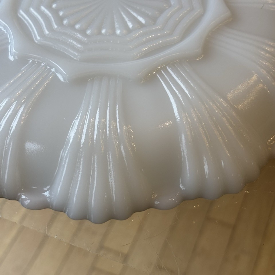 Anchor Hocking Fire King Milk Glass W/Gold Trim 3 Section Divided Tray ...