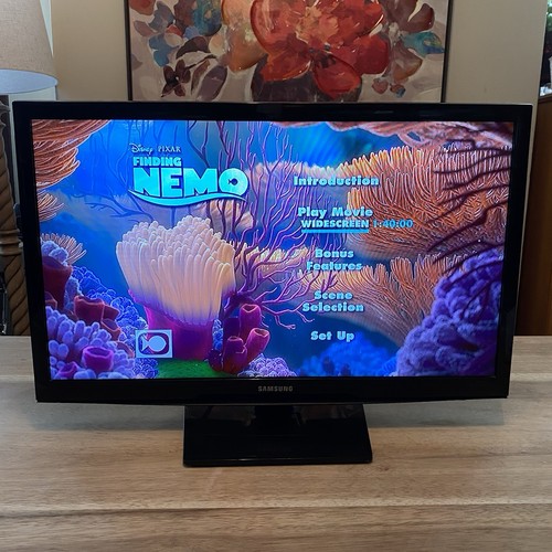 Samsung UN24H4500AF LCD TV 24" Flat Screen Television HDMI with Remote ...