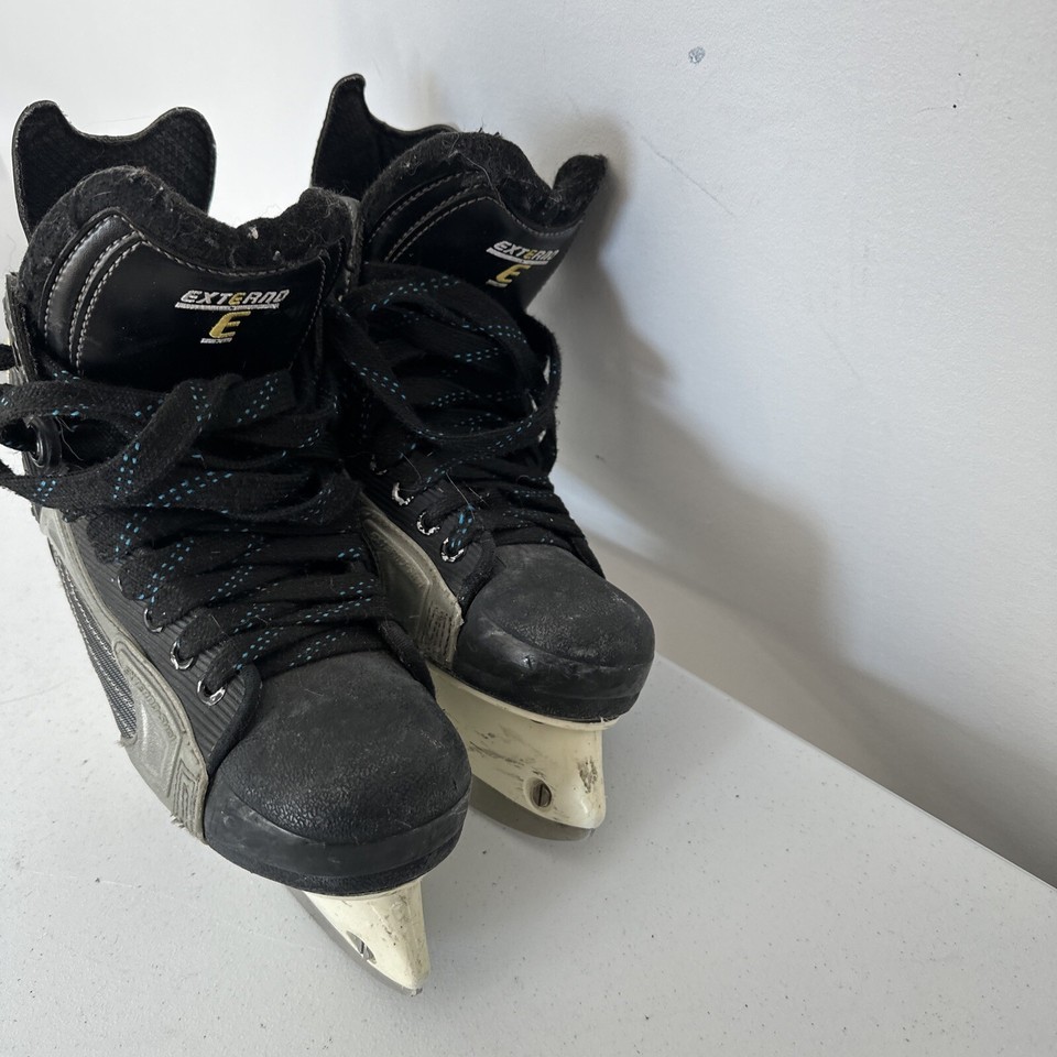 CCM externo 20 Ice Hockey Skates Red And Black Size US 5.5E ...