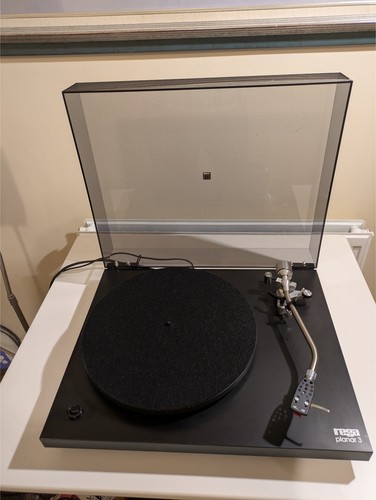 Classic Rega Planar 3 Turntable, R200 Tonearm, Excellent Condition for ...