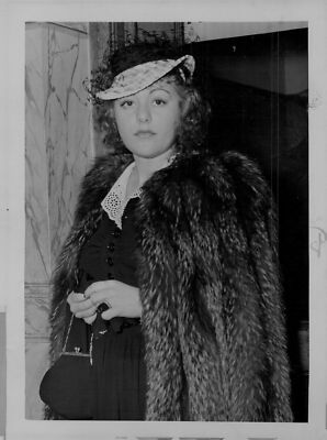 1940 Lillian Roth Fur Clad Singer Press Photo | eBay