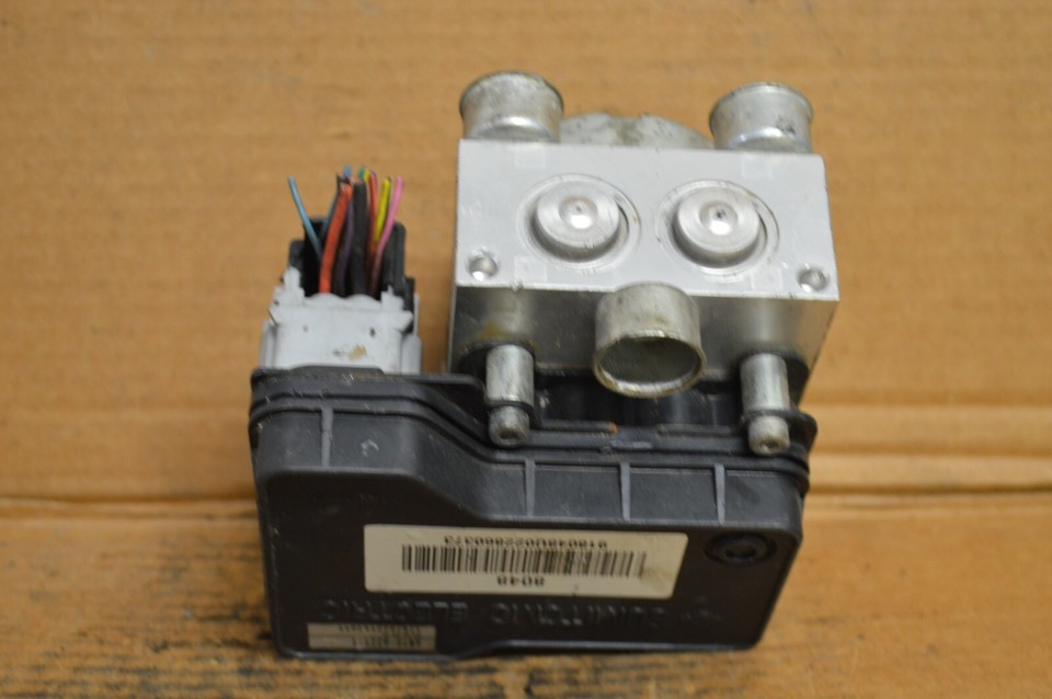 2004-07 Chevrolet Colorado ABS Pump Control OEM 15878048 Module 511 ...