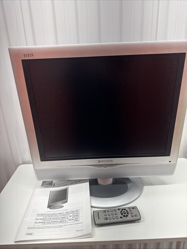 2004 PANASONIC TC-20LA2 20 INCH DIAGONAL LCD 4:3 RETRO GAMING TV WITH ...