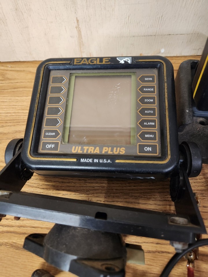 Hummingbird TCR ID-1 Fish Finder - Eagle Ultra Plus Fish Finder ...