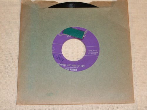 Capitol 45 rpm record featuring Dean Martin: "Memories Are Made of This ...