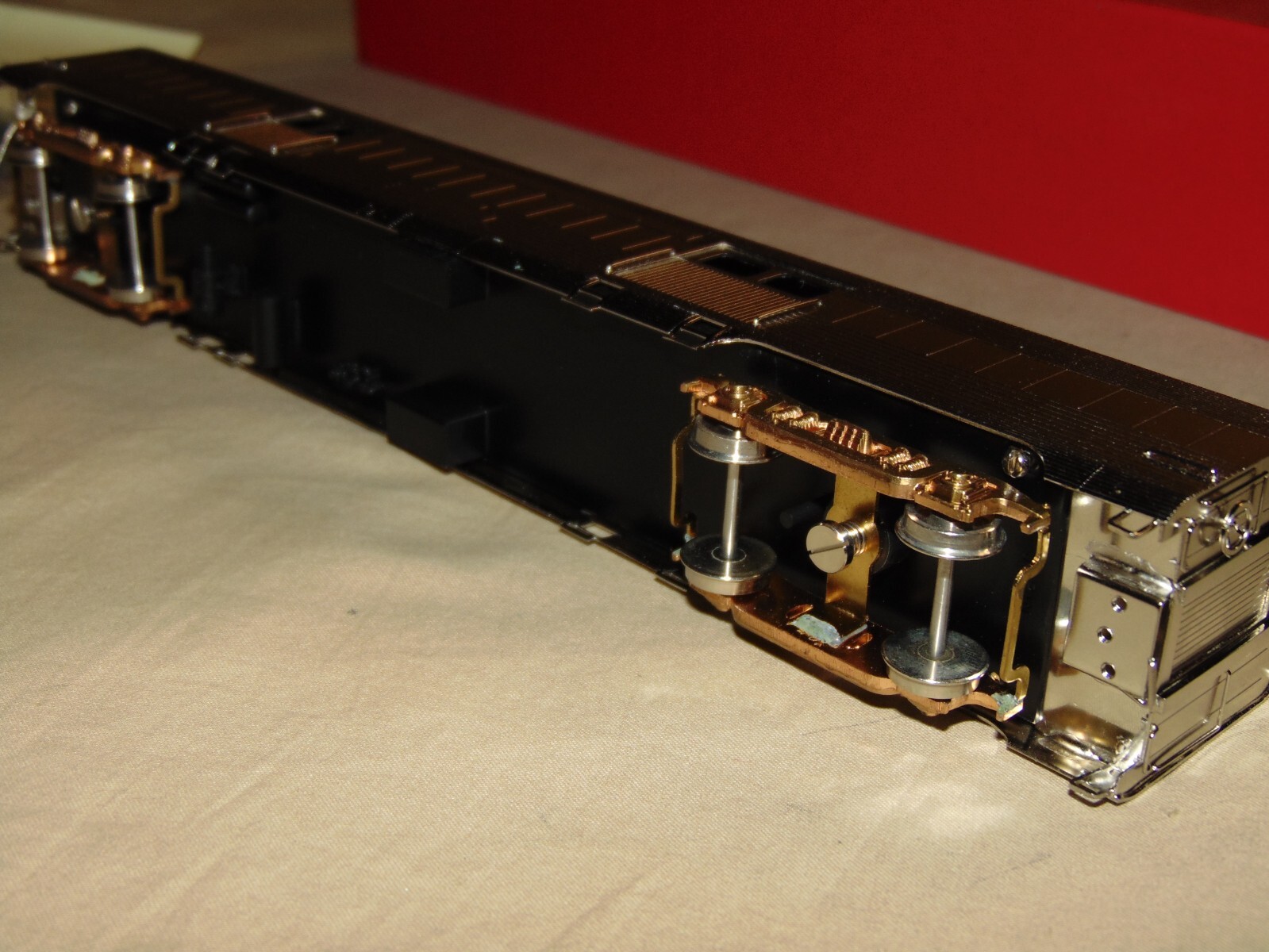 THE COACH YARD HO BRASS 3432-3452 SANTA FE CHIEF BAGGAGE CAR + BOX ...