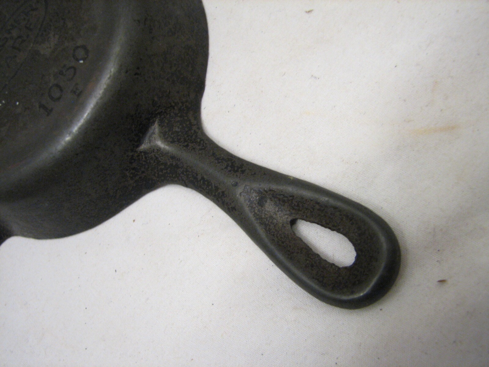 Vintage Wagner Ware 1050 E Cast Iron Ashtray Pair Frying Pan Spoon Rest ...