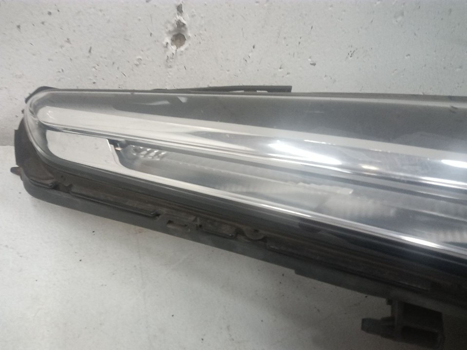 Cadillac CTS Passenger Right RH Headlight HID Lamp | OPT T4F 2014 2015 ...