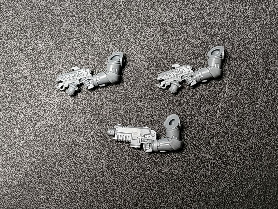 Warhammer 40k Miniatures Space Marines Primaris Hand Flamers plus Bits ...