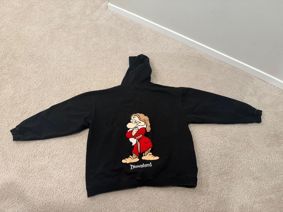 Disneyland Resort GRUMPY Zip up Sweatshirt Jacket Black Mens XL | eBay