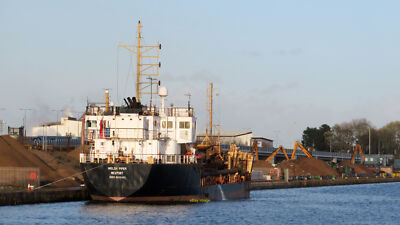 Photo 12x8 Welsh Piper in Roath Dock The dredger Welsh Piper is seen ...