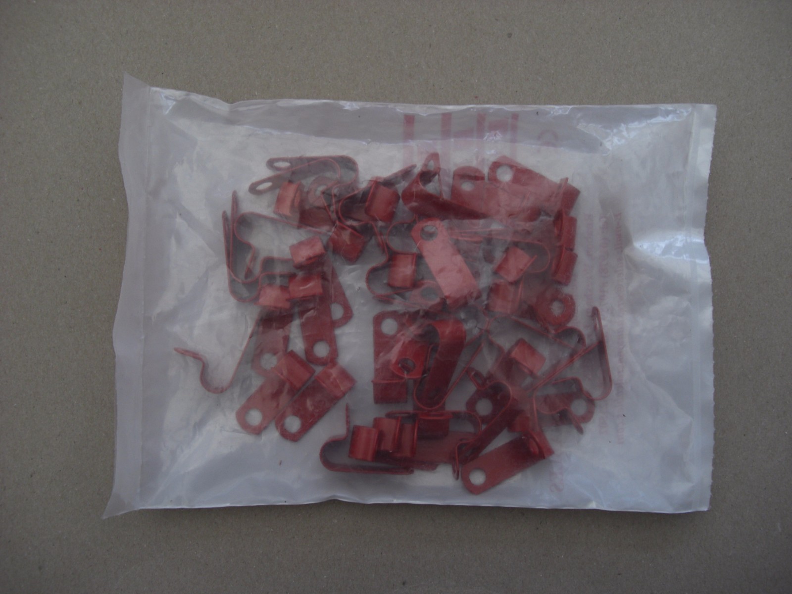 £6.00 + vat - Red P Clips Cable Clip for FP200 2 core x50 | eBay UK