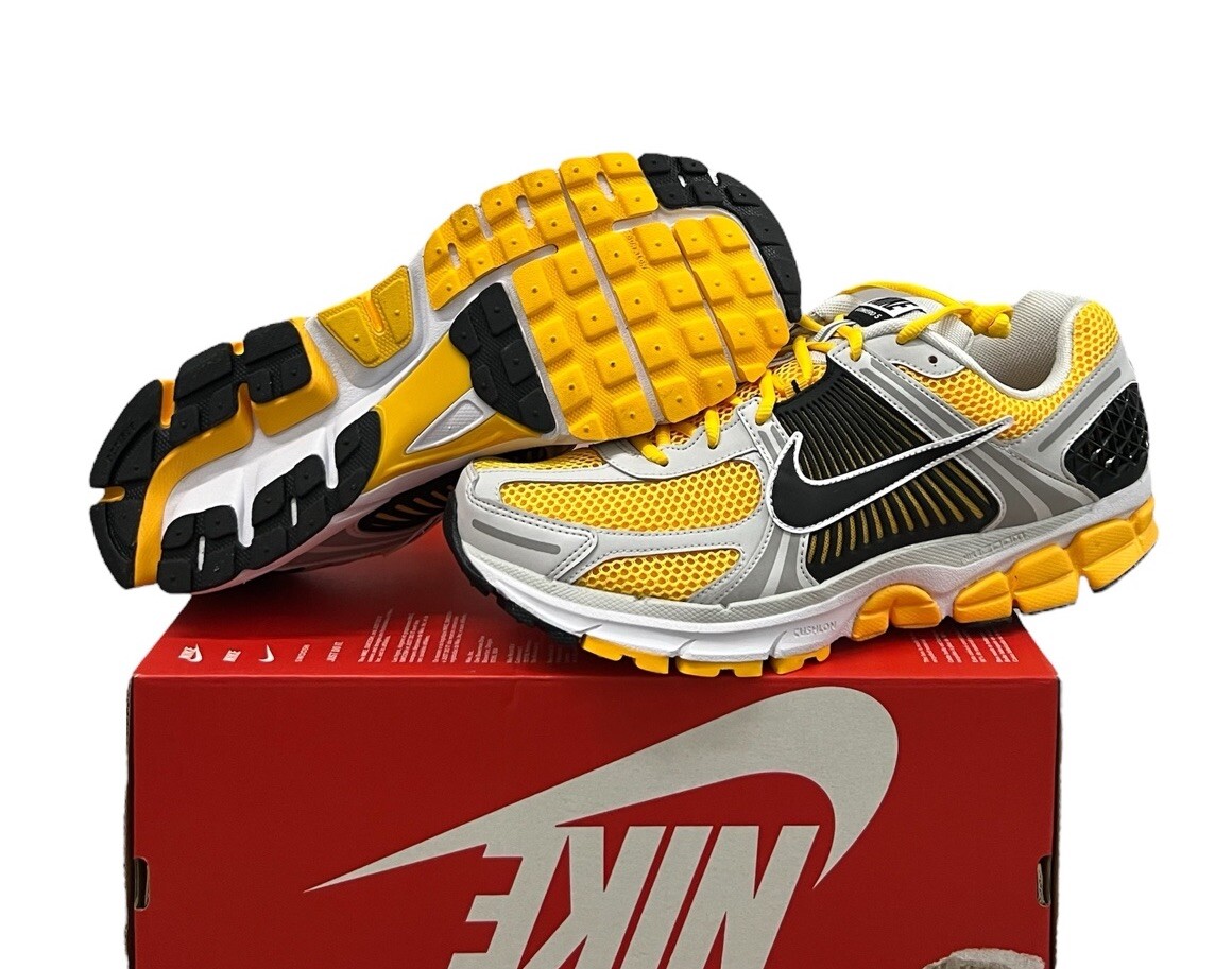 Size 12 - Nike Air Zoom Vomero 5 University Gold for sale online | eBay