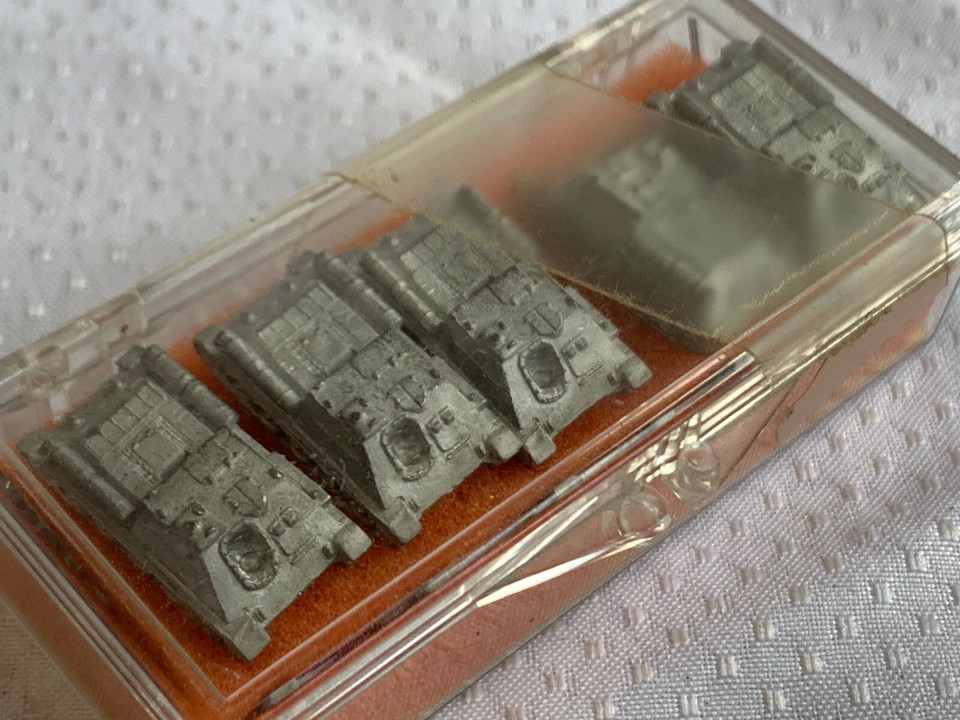 Vtg GHQ 1:285 Scale WWII Micro Armour Lot Diorama Wargame Model Figures ...