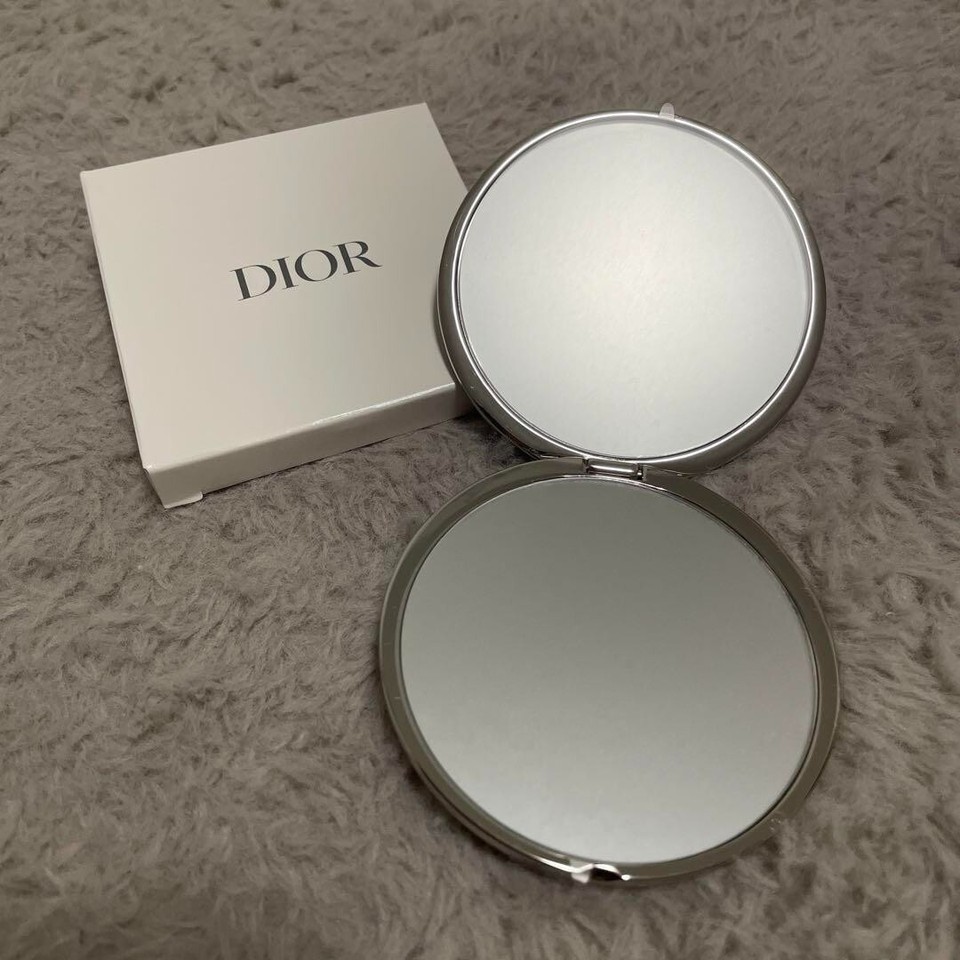 Dior Compact Mirror Double-sided Mirror Novelty Round Silver 7cm 2024 ...