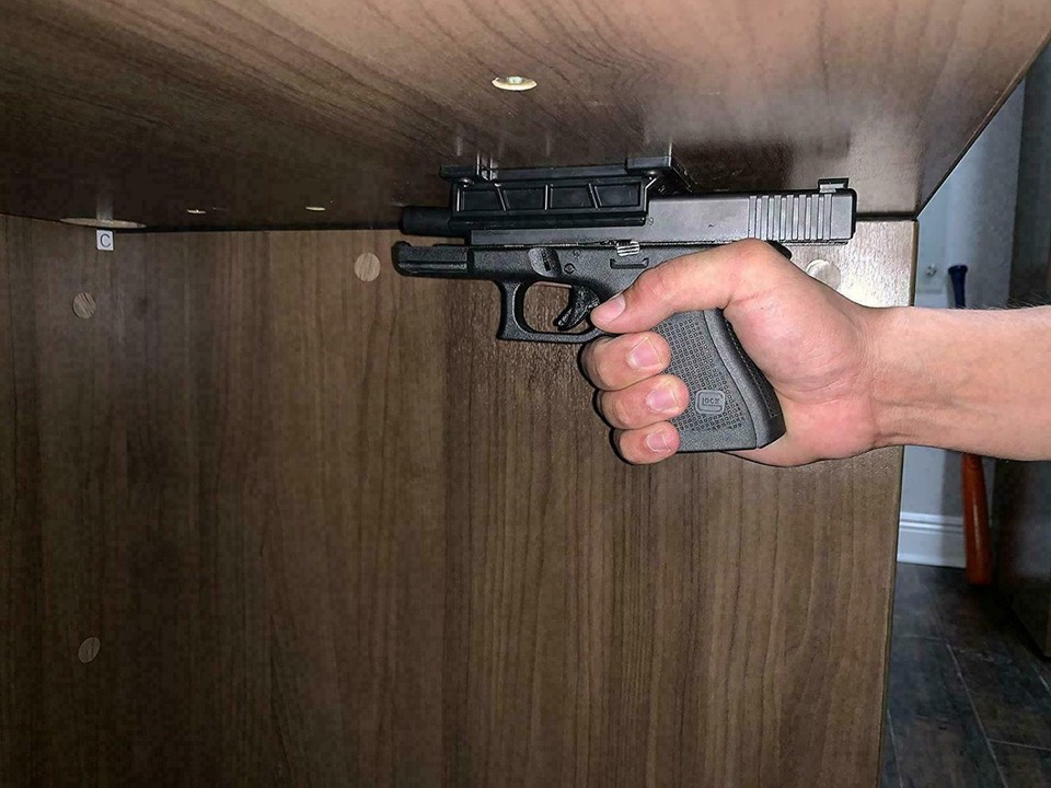 Tactical Gun Magnet Magnetic Handguns Quick Mount Car Holder Pistol Gun ...