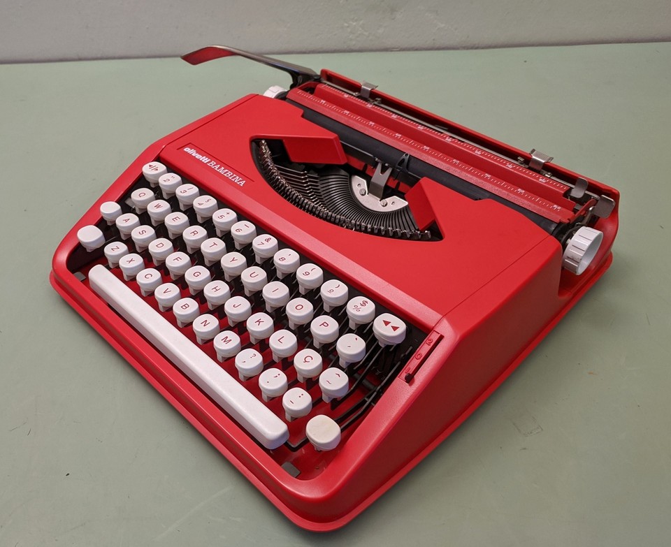 Olivetti Bambina Manual Portable Typewriter ready to type - Fire Engine ...