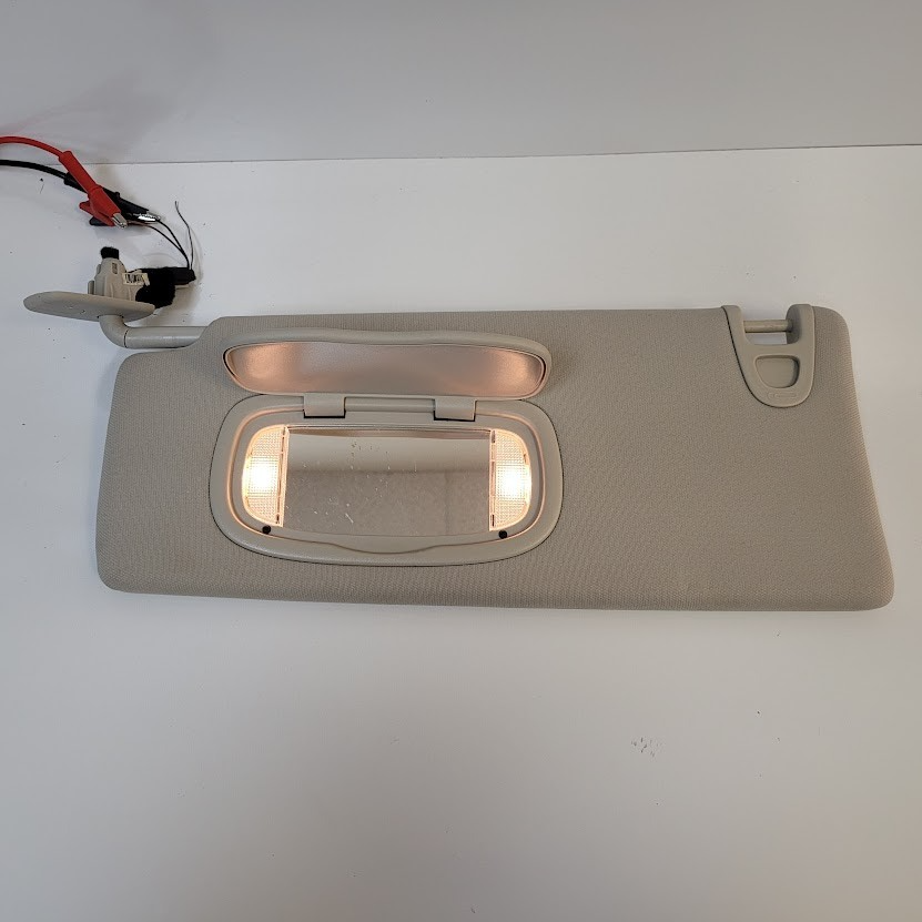 2014-2018 Jeep Cherokee Sun Visor Driver Side w/Light Mirror Gray Cloth ...