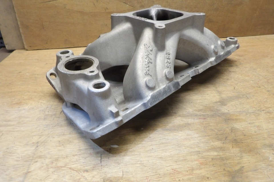 Edelbrock 2925 Super Victor Small Block Chevy 23 Intake Manifold SBC ...