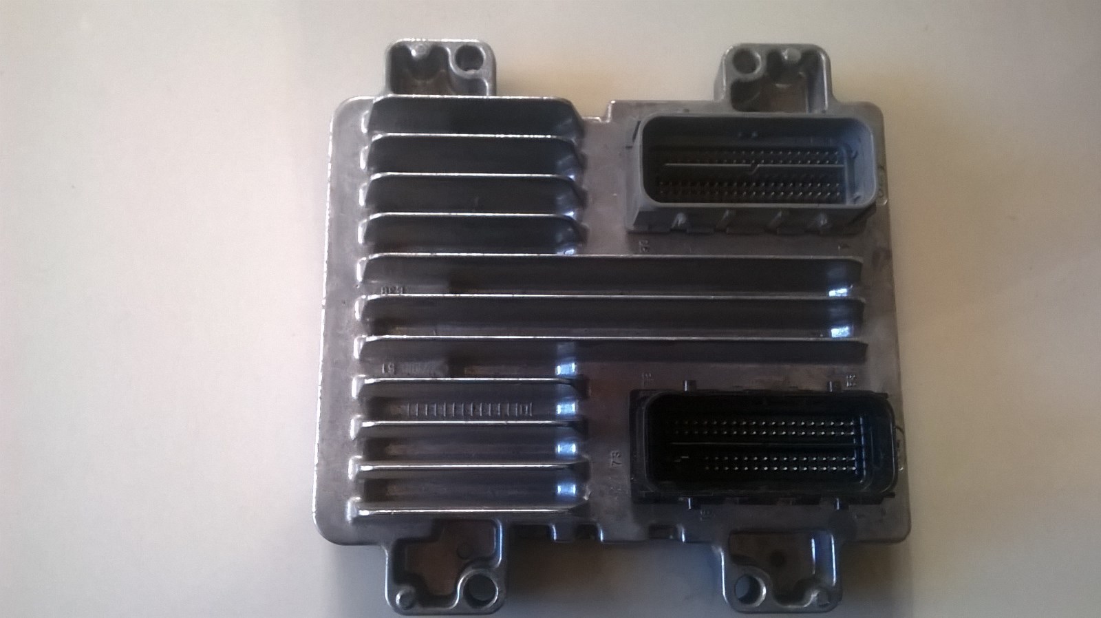 VE COMMODORE L98 L77 E38 COMPUTER LS2 LS3 PROGRAMMED PLUG AND PLAY V8 ...