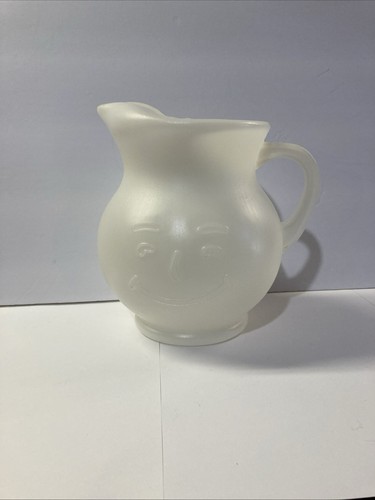 1960's Kool-Aid Man Vintage White plastic 2 Quart Pitcher Old Version ...