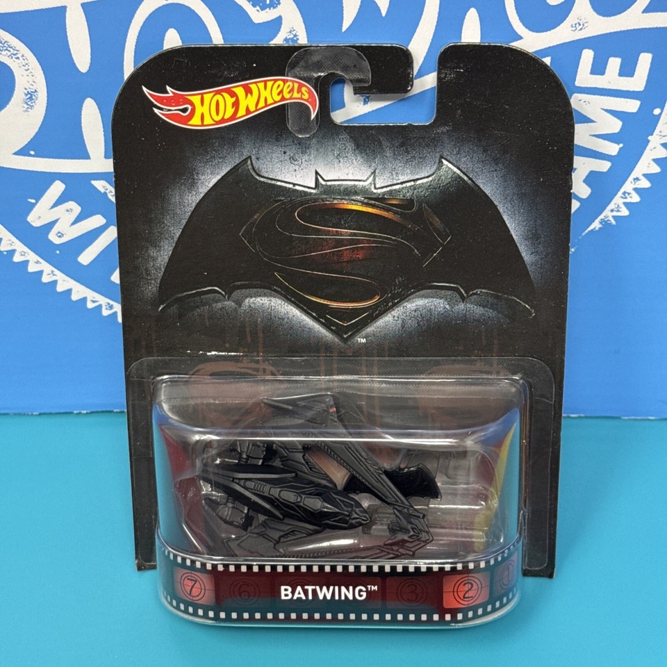 Hot Wheels BATMAN VS. SUPERMAN Batwing BVS 2016 Retro Entertainment ...