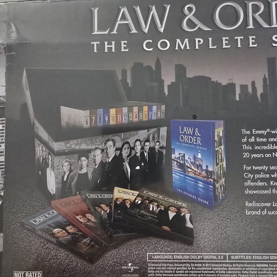 Law and Order Complete Series Seasons 1 through 20 (104-Disc) DVD Box ...
