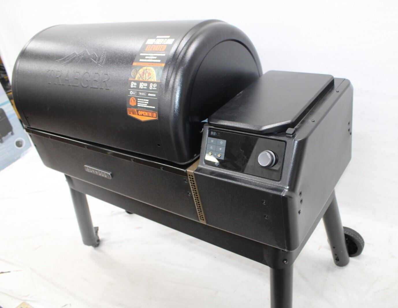 Traeger Grills TFB93RLG - IRONWOOD XL Wood Pellet Outdoor Grill- Black ...