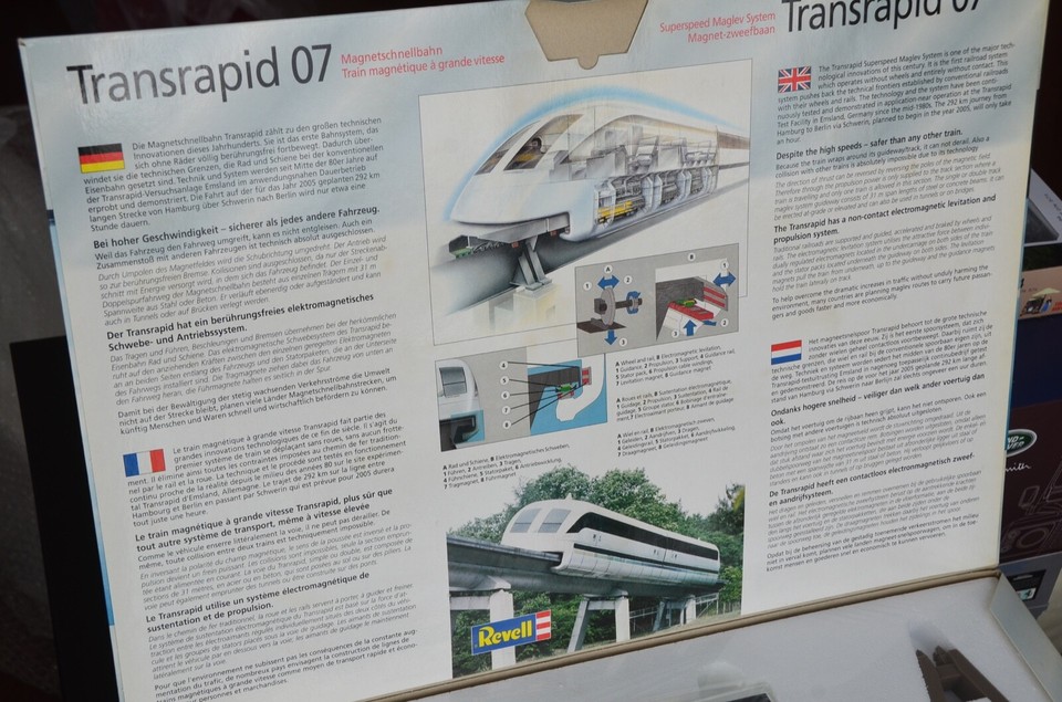 Revell 1:87 Transrapid 07 Superspeed Maglev System Display Model RARE ...