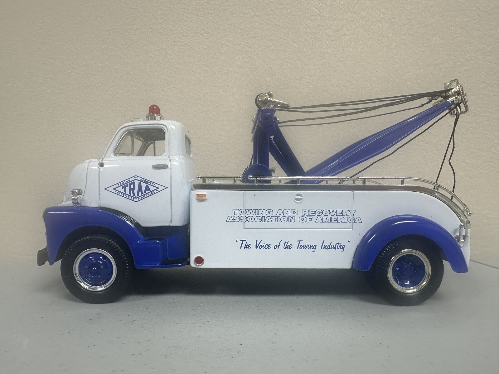 First Gear 1/34 1952 GMC Wrecker Tow Truck TRAA Logo | eBay