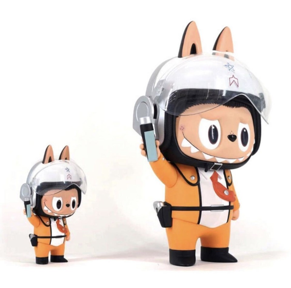 Lovebu Labubu 200 Science Special Investigation Team Ultraman 55Th ...