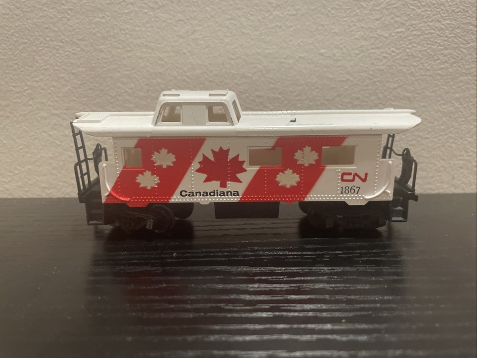 TYCO 34' END CABOOSE CAR CANADIANA 1867 HO SCALE EXCELLENT | eBay