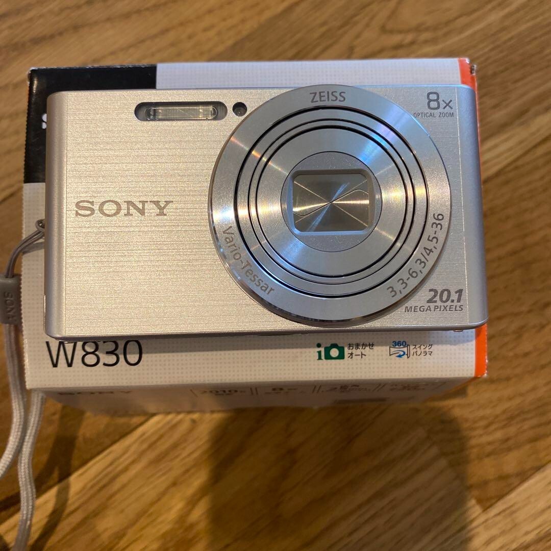 Sony Cybershot DSC-W830 20.1MP Digital SLR Camera Silver 8x optical ...