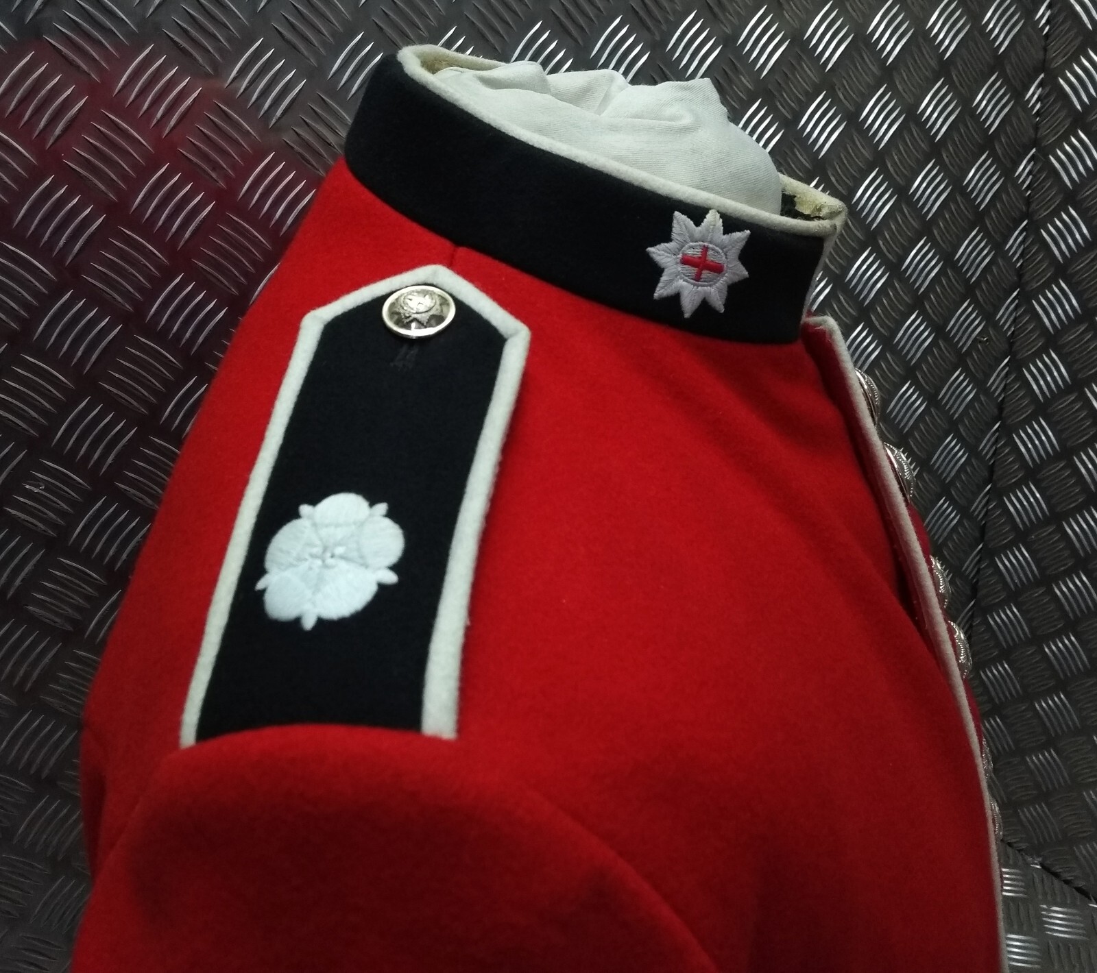 Coldstream Guards Red Tunic British Army Issue Footguards R & F ...