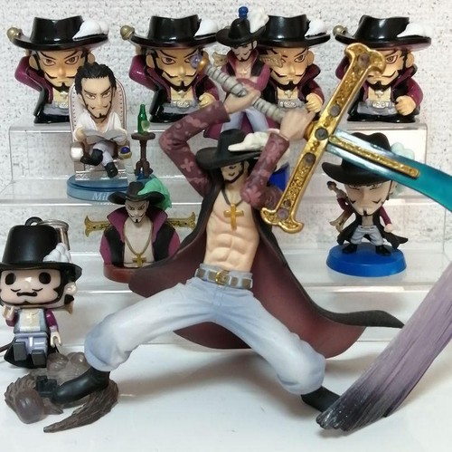 One Piece Shichibukai no Mihawk 10 anime mini figures used | eBay
