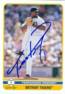 Fernando Rodney autographed baseball card (Detroit Tigers) 2009 O Pee ...