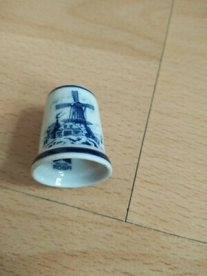 Fingerhut + Holländische Windmühlen + Porzellan + Bone China + Royal ...