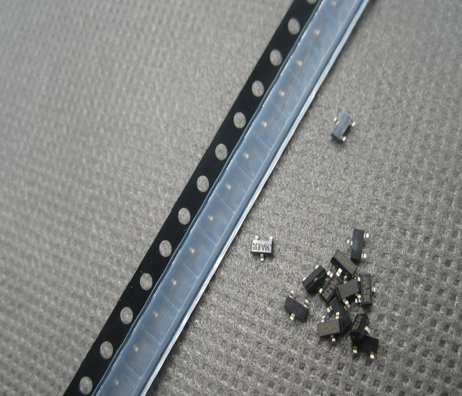 1pcs New 2SC3326-B 2SC3326 SOT-23 SOT23 Ic Chips Replacement | eBay