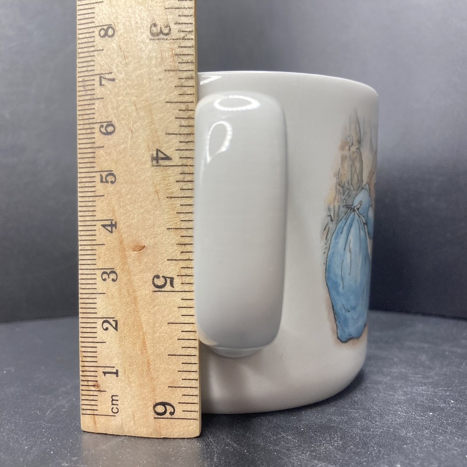 Vintage 1993 Wedgwood Peter Rabbit fine bone china mug Flopsy Frederick ...