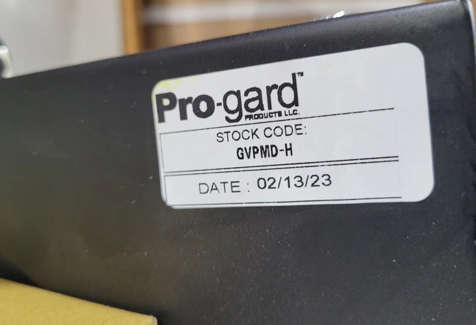 Pro-gard GVPMD-H Tri-Lock Dual Weapon Vertical Partition Mount Gunrack ...