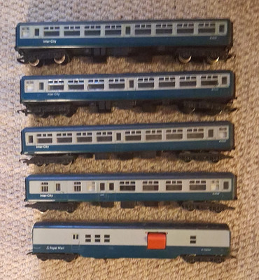 Rake of 5 Hornby BR Inter-City Blue Coaches - 4 x Mk2 plus Tri-ang ...