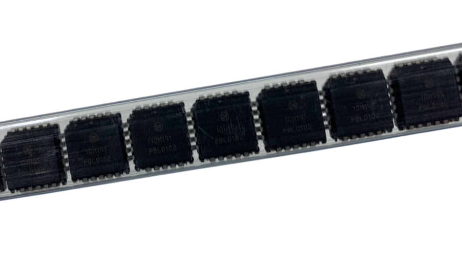 5-pcs Motorola Onsemi MC10H141FN 10H141 IC Shift Register Push-Pull 20 ...